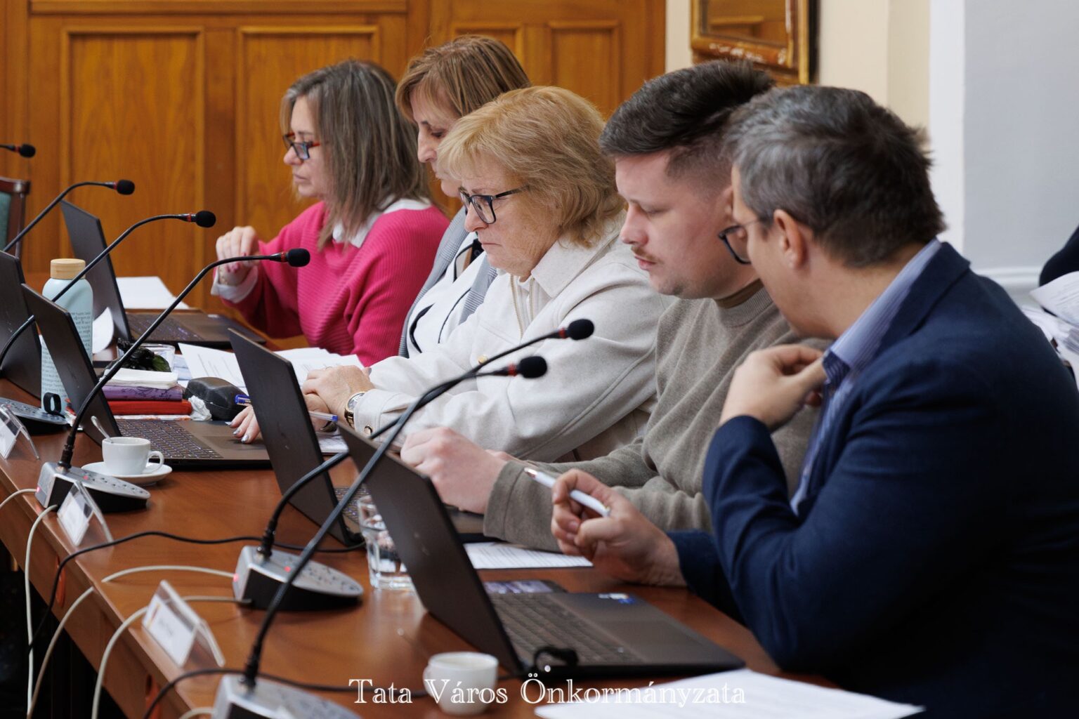 Megtartotta idei első ülését a képviselő-testület - Tata Város ...